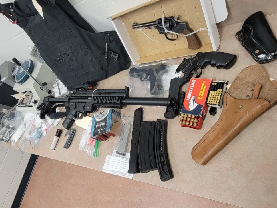 St Albert Rcmp Crime Reduction Unit Execute Search Warrant Royal Canadian Mounted Police 7231