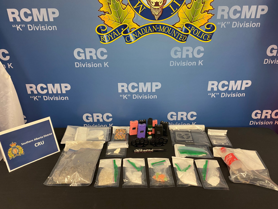 Southern Albert District Crime Reduction Unit Execute Search Warrant Royal Canadian Mounted Police 9924