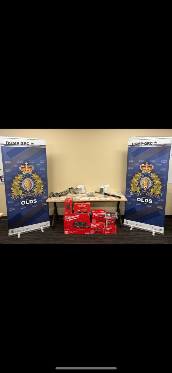 Olds Rcmp And Partners Execute Search Warrant And Make Significant Seizure Royal Canadian 9367